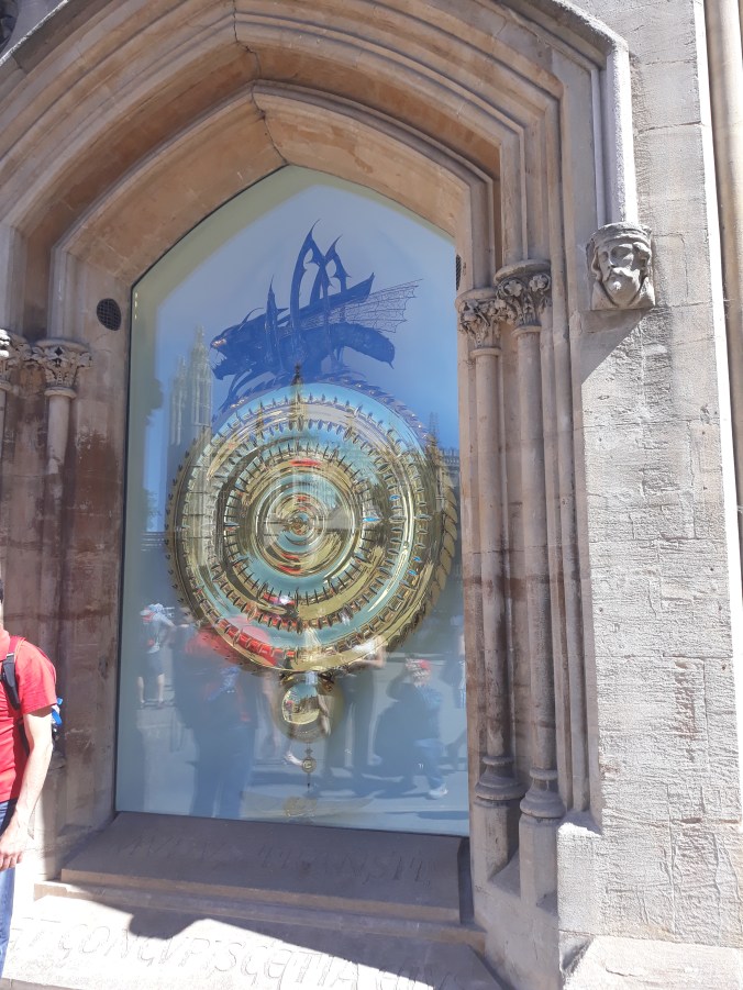 A Fascinating Tour of the Historic Heart of Trinity College Cambridge ...